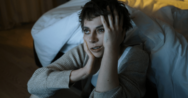 Hypersomnia vs Insomnia - Impact on Daily Life
