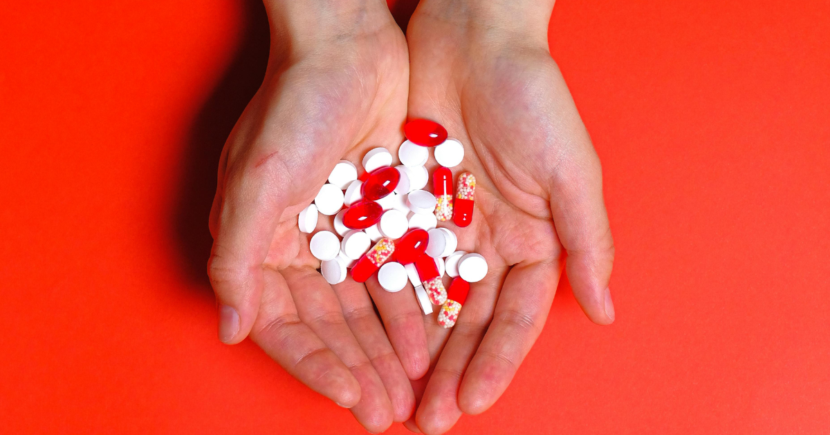 Why Do People Snort Adderall? The Highs and Serious Risks