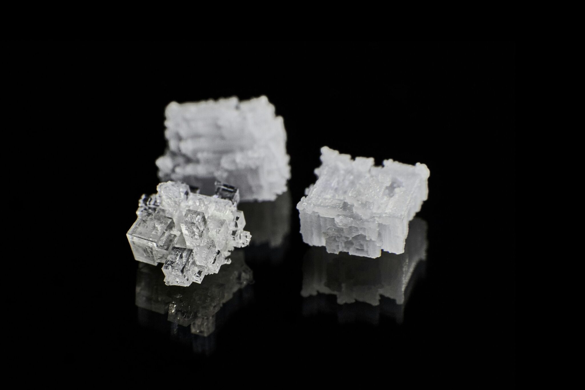 Why Do People Snort Adderall? The Highs and Serious Risks - Silicon ...